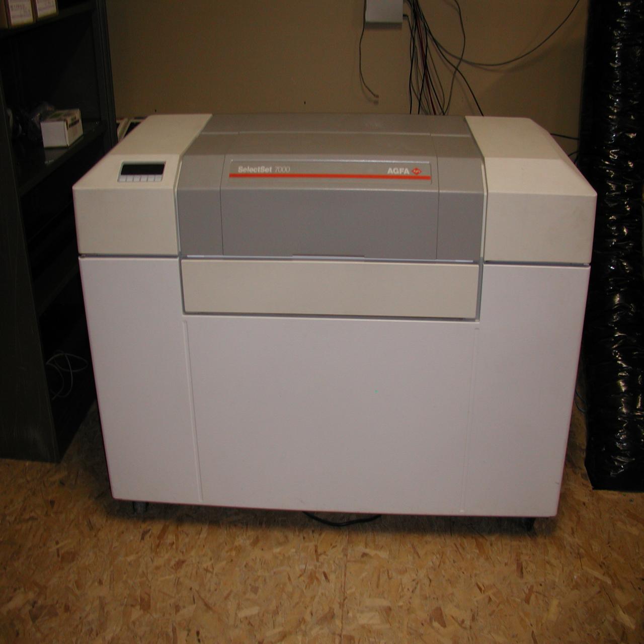 Lot #18: AGFA SELECSET 7000 Imagesetter - WireBids